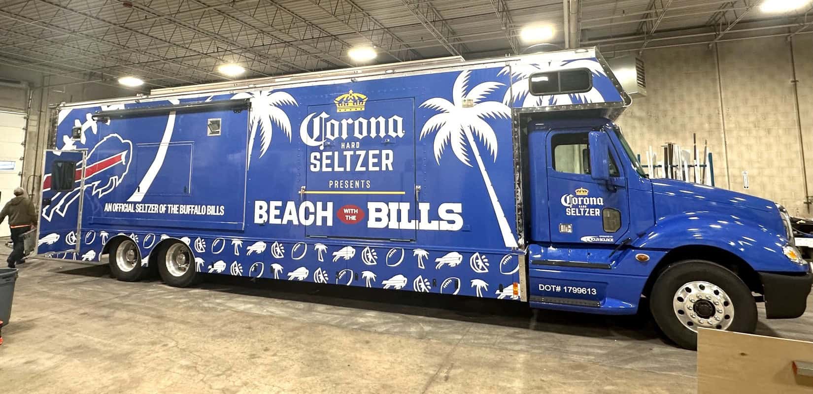 Experiential Marketing Renegade Coach - Tour Source